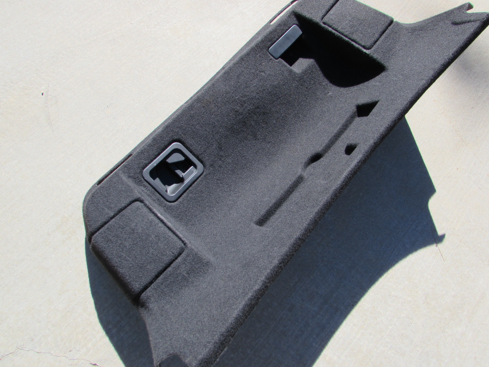 Audi OEM A4 B8 Trunk Lid Interior Cover Trim Panel 8K5867975B 2009 2010 Audi OEM A4 B8 Trunk Lid Interior Cover Trim Panel 8K5867975B 2009 2010